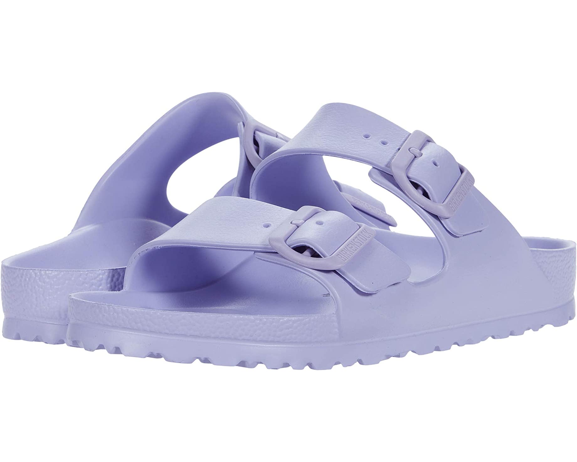 Spring/Summer 2023 Fashion Trends: Styling With Colorful Sandals ...